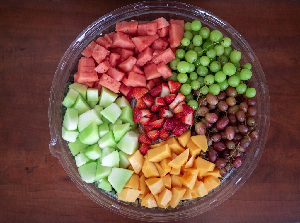 Basic Fruit Tray | Dutch-Way Farm Market